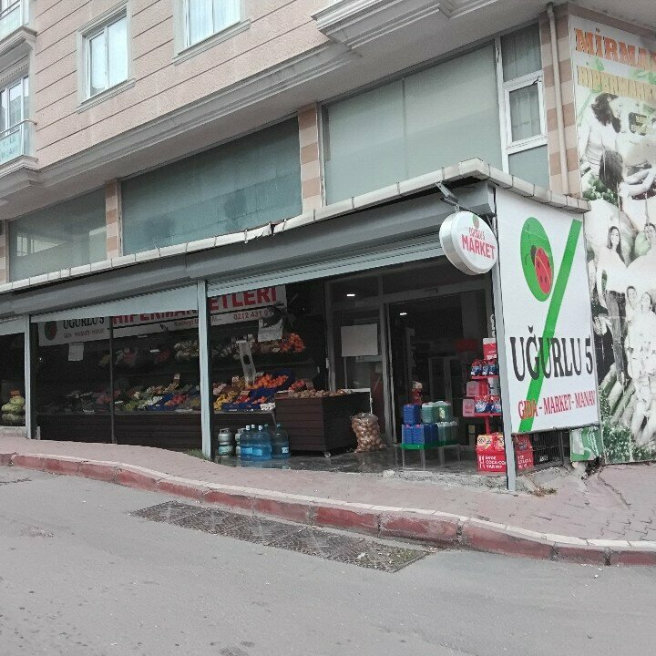 Süpermarket Uğurlu 5 Market, İstanbul, foto