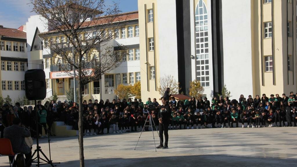 Ortaokul Iğdir Mehmet Murat Işler Sosyal Bilimler Lisesi, Iğdır, foto