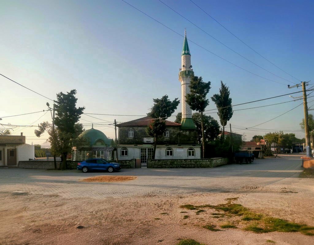 Cami Ulukır Mahallesi Cami, Gönen, foto