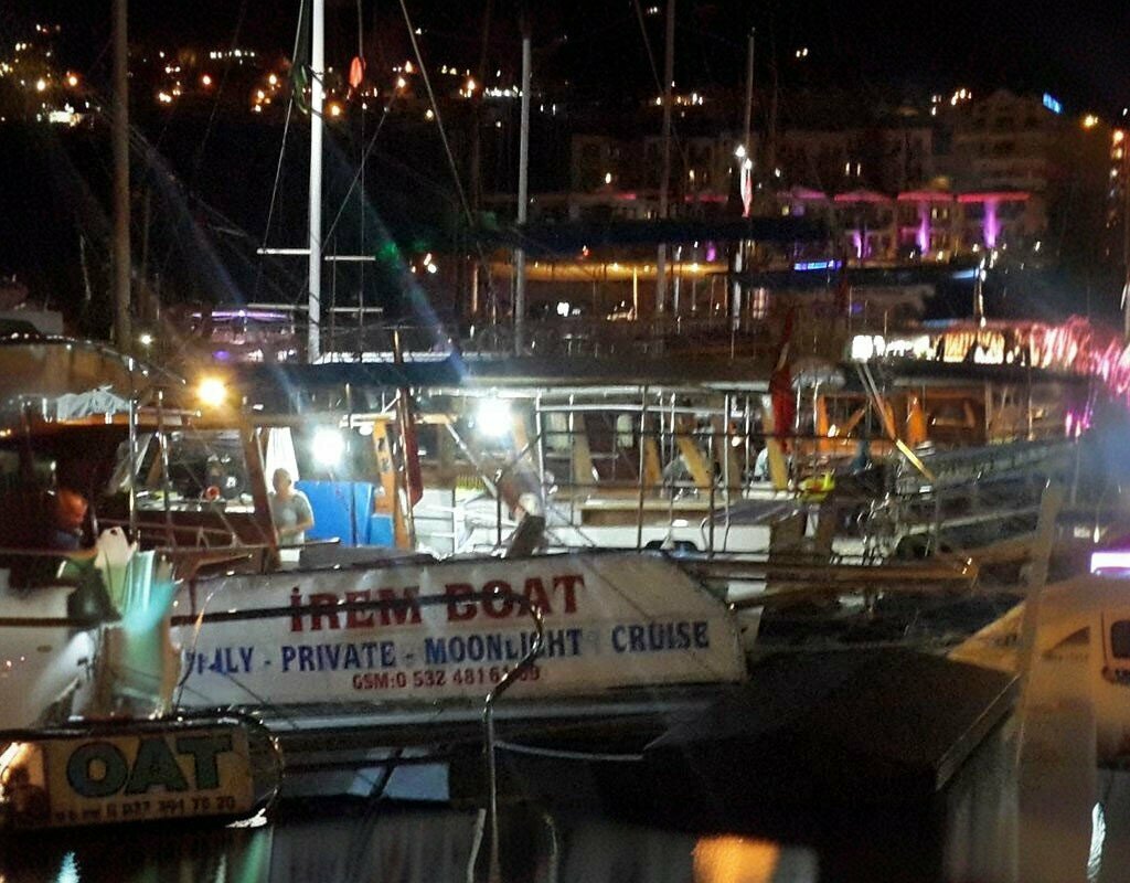 Kafe Cafe Diriliş, Kaş, foto