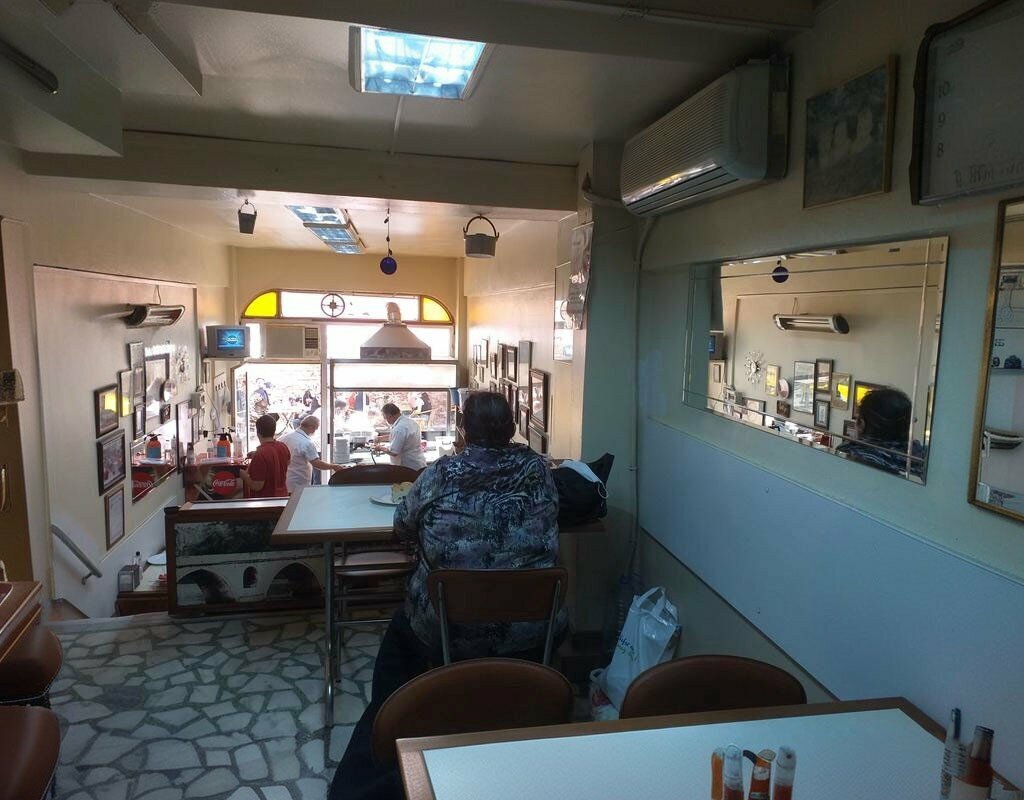 Kafe Çiçek Tava Ciğer Salonu, Edirne, foto