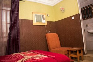 Goldlux Hotel (Lagos, gorod Ojodu), otel  Lagos'tan