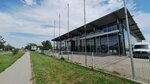Mercedes-Benz (Temerinski put No:22A, Novi Sad), otomobil satış galerileri  Novi Sad'dan