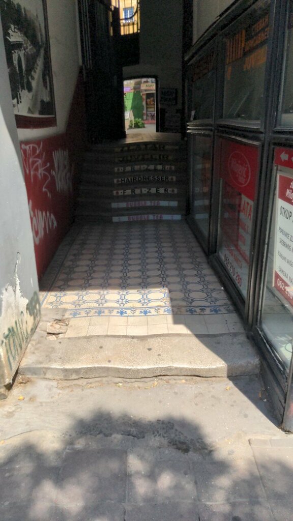 Dövmeciler Reddot Tattoo Studio Centar, Belgrad, foto