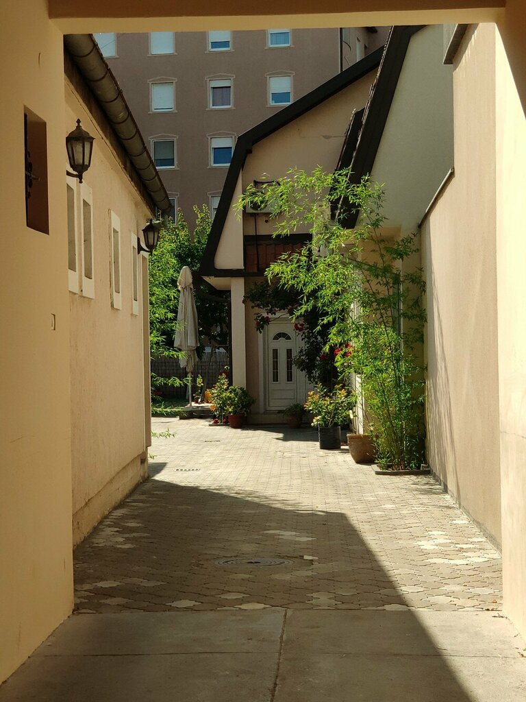 Pansiyonlar, hosteller Prenoćiste Dvorište, Novi Sad, foto