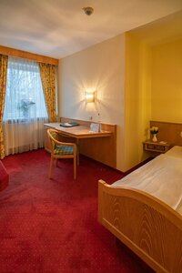 Parkhotel Traunstein (Bahnhofstraße No:11, Traunstein), otel  Traunstein'den
