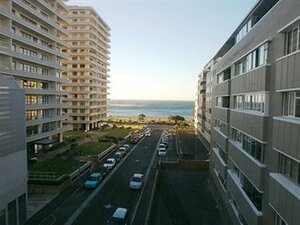 Vicmor Court 35 - Apartment (Main Road No:14, Cape Town, Sea Point), otel  Capetown'dan