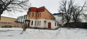 Rio (Spataev kóshesі No:13/3, Qatynkópir móltekaýdany), otel  Çimkent'ten (Şımkent'ten)