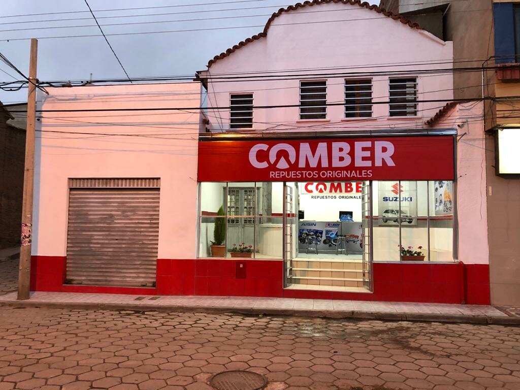 Otomobil yedek parçaları Comber Autopartes, Cochabamba, foto