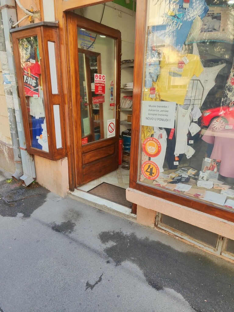 Giyim mağazası Budovar plus, Belgrad, foto