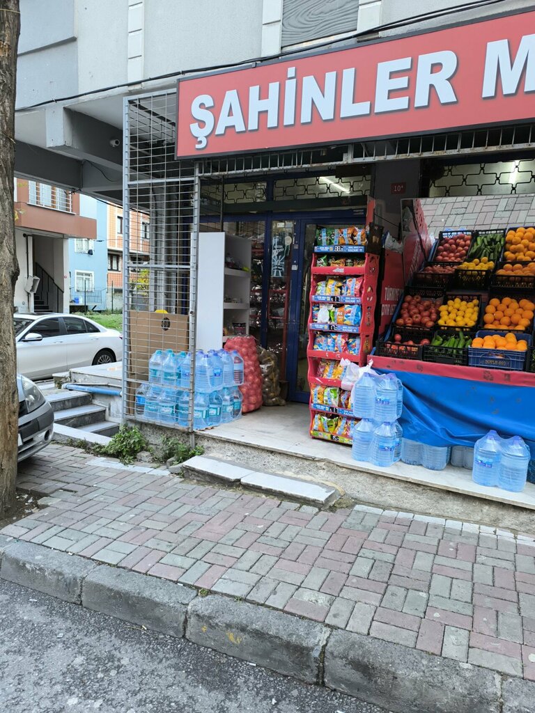Market Şahin Market, İstanbul, foto