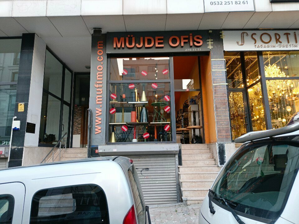Ucuzluk mağazası Müjde Ofis, İstanbul, foto