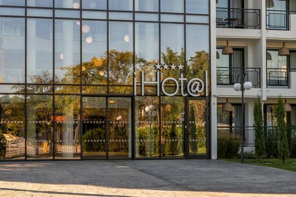 Otel iHot@l, Güneş Sahili Tatil Tesisleri, foto
