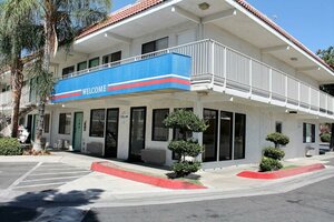 Hampton Inn & Suites by Hilton Bakersfield Central (California, Kern County, Bakersfield), otel  Bakersfield'dan