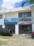 Val importadora (Santa Cruz de la Sierra, Distrito Municipal 1, Subdistrito 30, Avenida Tercer Anillo Interno), jant ve lastikçiler  Santa‑Krus'tan