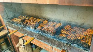 Курица на мангале (ulitsa Abidova No:1), fast food  Nalchik'ten