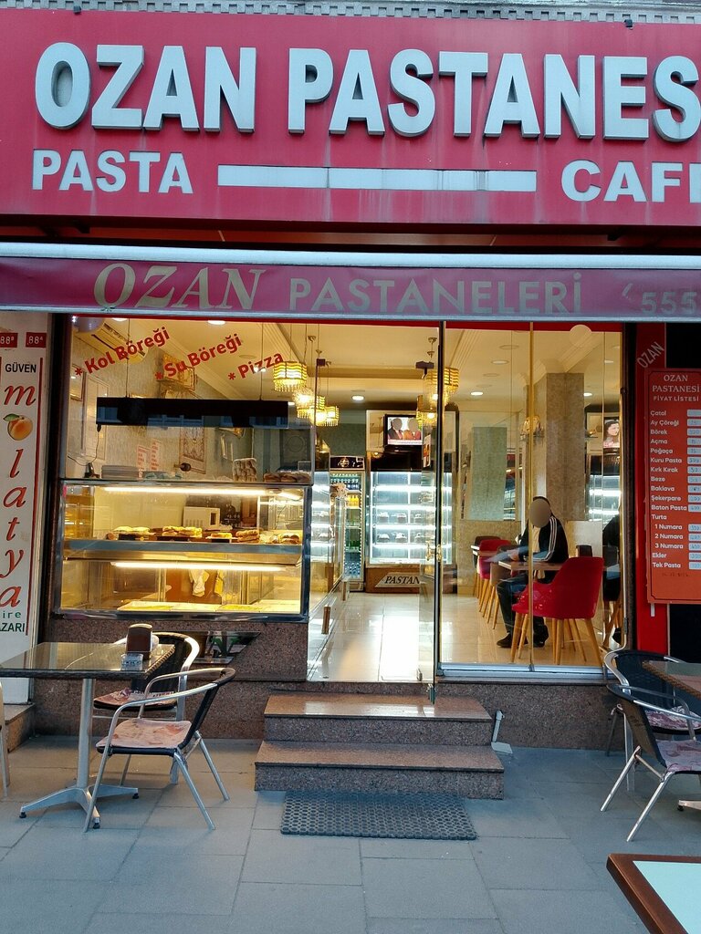 Pasta, şekerleme ve tatlı Ozan Pastanesi, İstanbul, foto