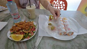 Flafel Abu Neaim Cafeteria (767, Al Muntasir Road, Nakheel, Sector 3, Ras Al Khaimah), restoran  Resül‑Hayme'den