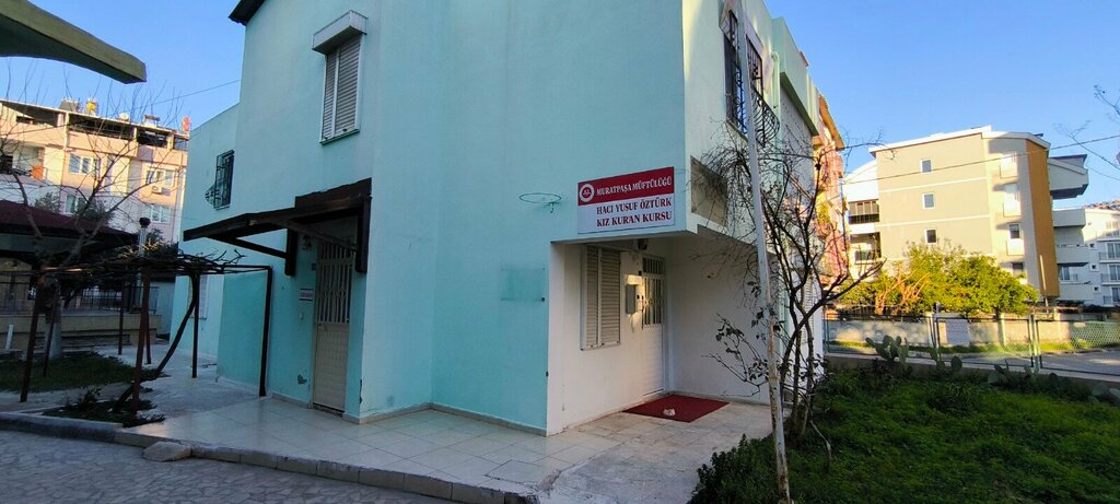 Dini kurslar Hacı Yusuf Öztürk Kız Kuran Kursu, Antalya, foto