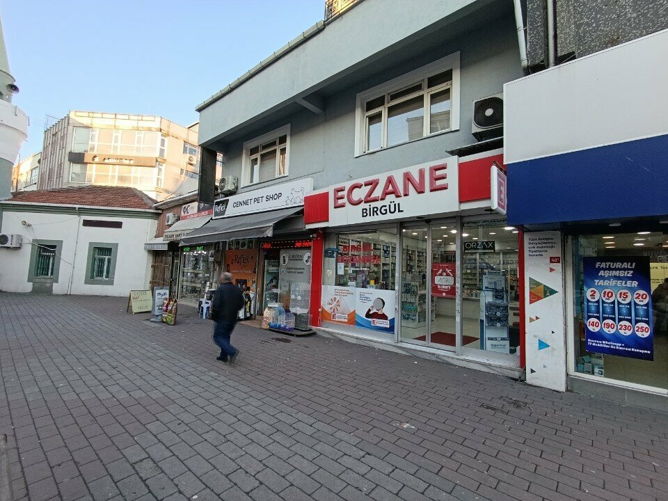 Eczaneler Birgül Eczanesi, İstanbul, foto