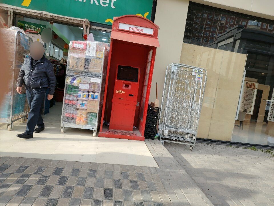 Ödeme terminali Milliön, Bakü, foto