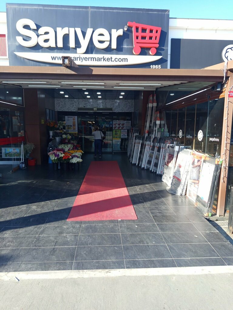 Süpermarket Sarıyer Market, İstanbul, foto