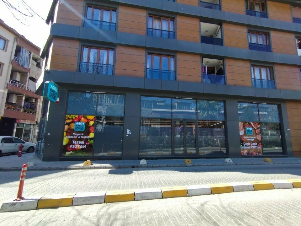 Özel ağız ve diş sağlığı klinikleri ve muayenehaneleri Diş Hekimi Saniye Özen, İstanbul, foto