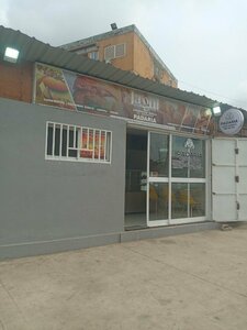 Lagui (Luanda Province, Municipality of Luanda, Nelito Soares), ekmek fırını  Loanda'dan