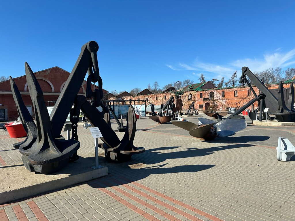 Hediyelik eşya mağazaları Сувениры Кронштадта, Kronstadt, foto