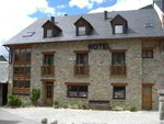 Lo Paller (Calle Major No:1, Esterri d'Aneu), otel  Katalonya'dan
