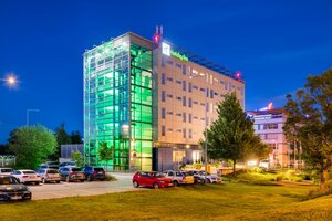 Holiday Inn Prague Airport (K Letišti No:1074/32, Prague), otel  Prag'dan