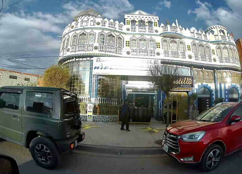 Otomobil yedek parçaları Auto repuestos, El Alto, foto