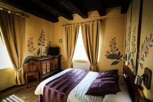 Hotel De La Couronne (Grand Est, Haut-Rhin, Arrondissement de Colmar-Ribeauvillé, Riquewihr, Rue de la Couronne, 5), otel