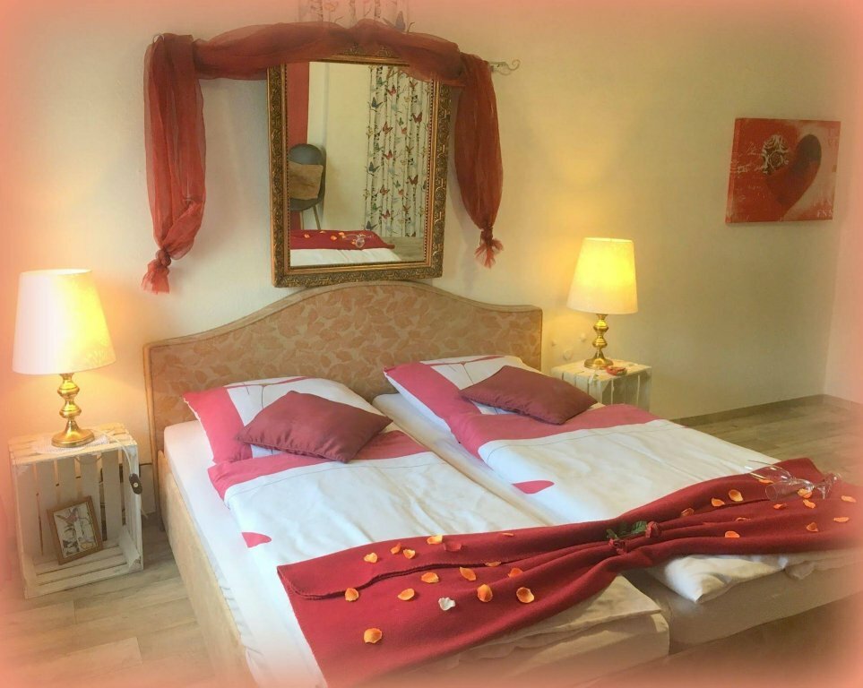 Otel Schmankerl Hotel Bauer, Bavyera, foto