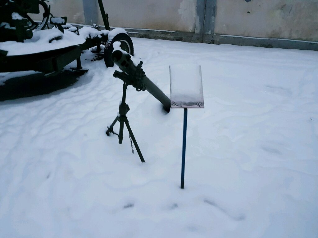 Teknoloji anıtı Оружие победы Зис-2, Moskova, foto