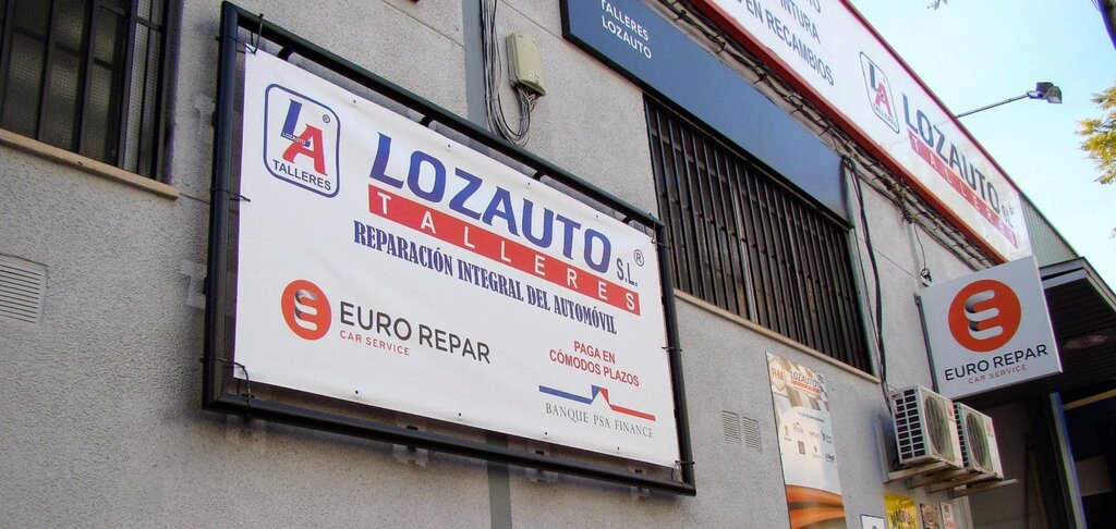 Oto kaporta Talleres Lozauto S. L. Eurorepar, Valensiya, foto