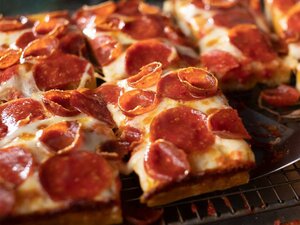 Jet's Pizza (Texas, Denton County, Flower Mound), pizzacılar  Flower Mound'dan