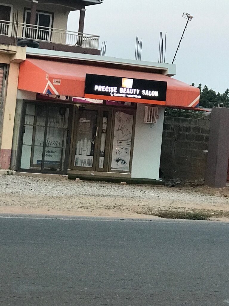 Güzellik salonu Precise Beauty Salon, Dünya, foto