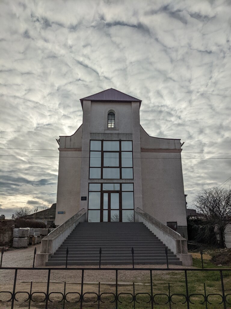 Dini dernekler Церковь Евангельских христиан-баптистов, Saki (Sak), foto