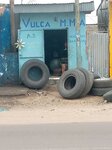 Vulca Mma (Brazzaville, Commune de Makélékélé), jant ve lastikçiler  Brazzaville'den