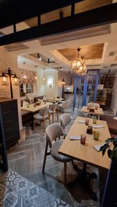Cafe confectionery Anokhova Ekaterina (bulvar Radosti No:54, selo Ozeretskoye, Russian Federation), kafe