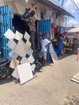 Ets Datt (Brazzaville, Commune de Ouenzé, Moussana Rue), yapı mağazası  Brazzaville'den