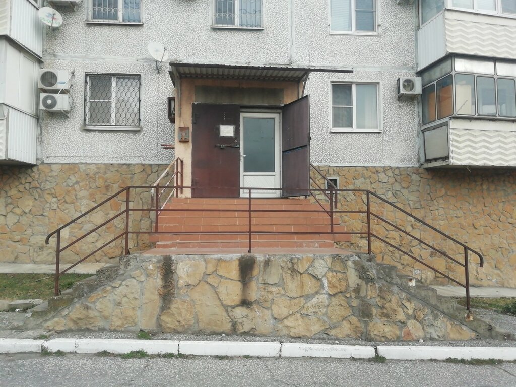 Bina, site yönetimi Лира, Novorossiysk, foto