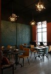 Esh' Poka Goryacho (ulitsa Vladimira Pchelintseva No:3), kafe  Saint‑Petersburg'dan