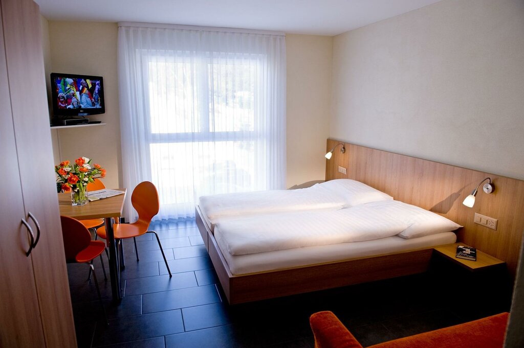 Otel Studio 54 B&b, Davos, foto