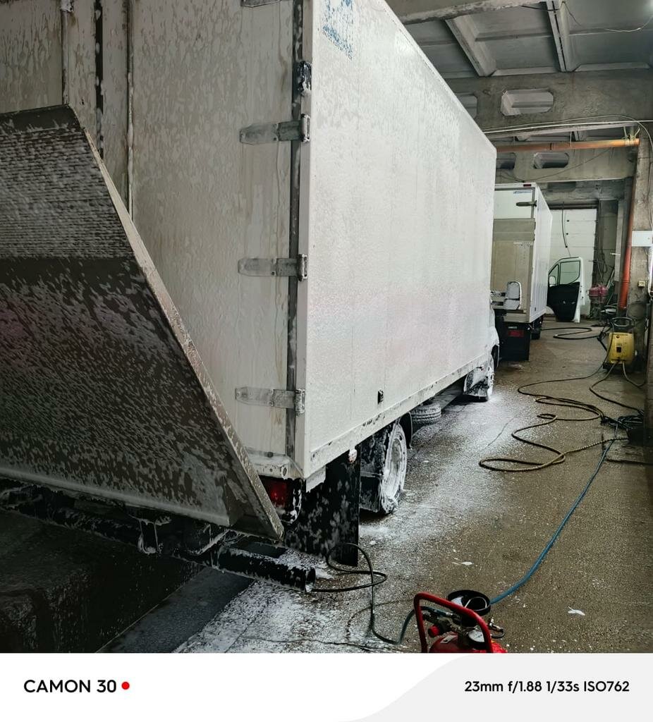 Kamyon oto yıkama Traker, Perm, foto