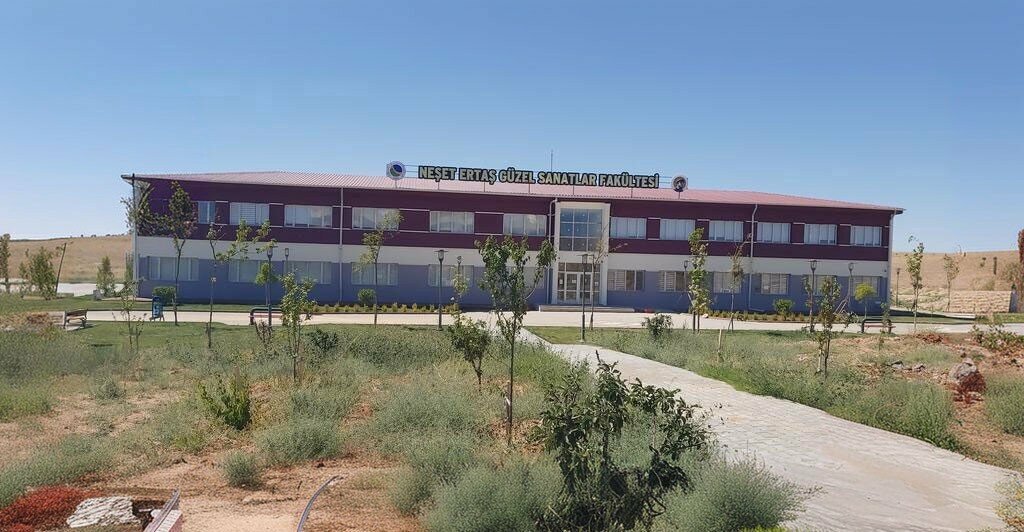 Meslek yüksekokulu Ahi Evran Üniversitesi Sağlık Hizmetleri Meslek Yüksekokulu, Kırşehir, foto