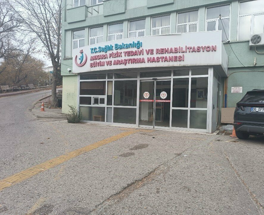 Hastaneler Ankara Fizik Tedavi ve Rehabilitasyon Eğitim ve Araştırma Hastanesi, Ankara, foto