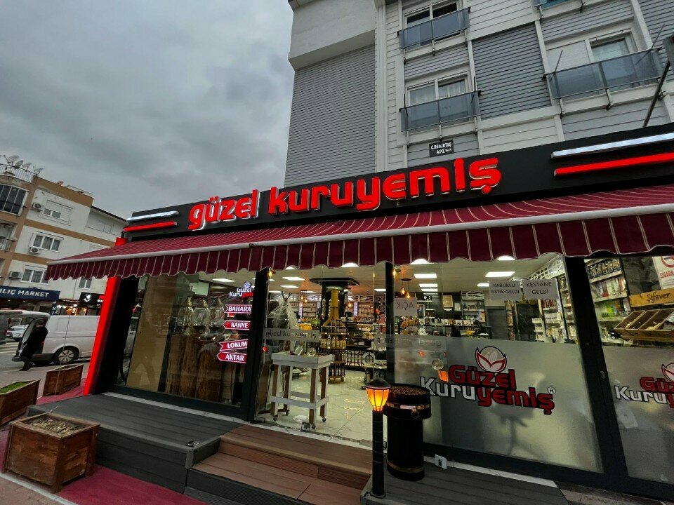 Kuruyemiş, atıştırmalık, kuru meyve Güzel Kuruyemiş, Antalya, foto