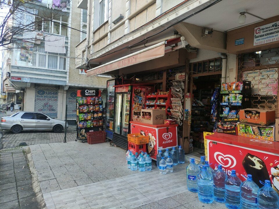 Market Şeref Market, İstanbul, foto